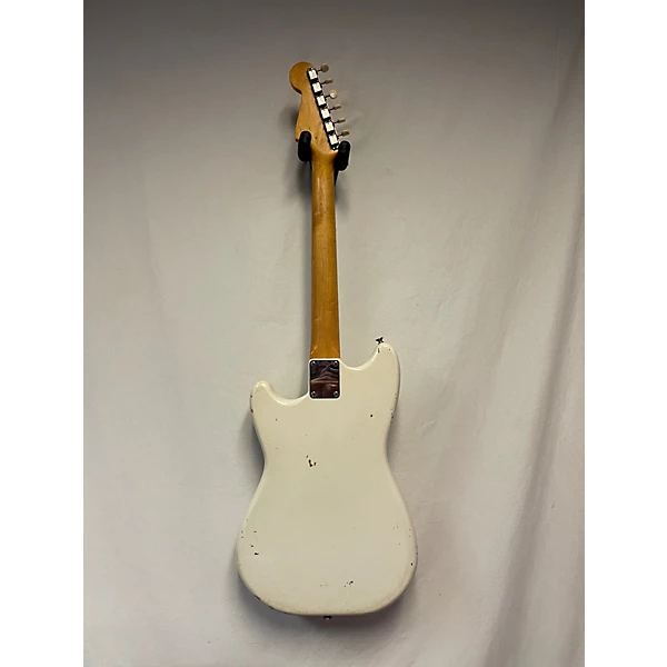 Vintage 1963 Fender Duo Sonic Olympic White Solid Body Electric Guitar ...